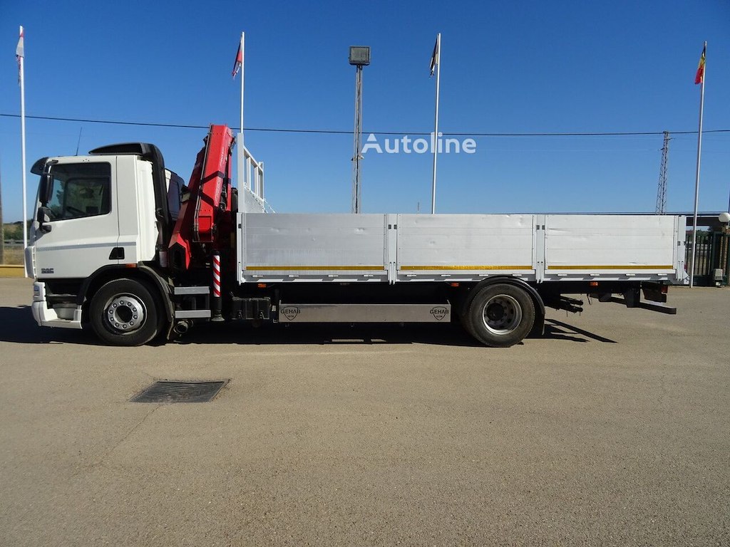 DAF CF 75 310 kamion s ravnom platformom