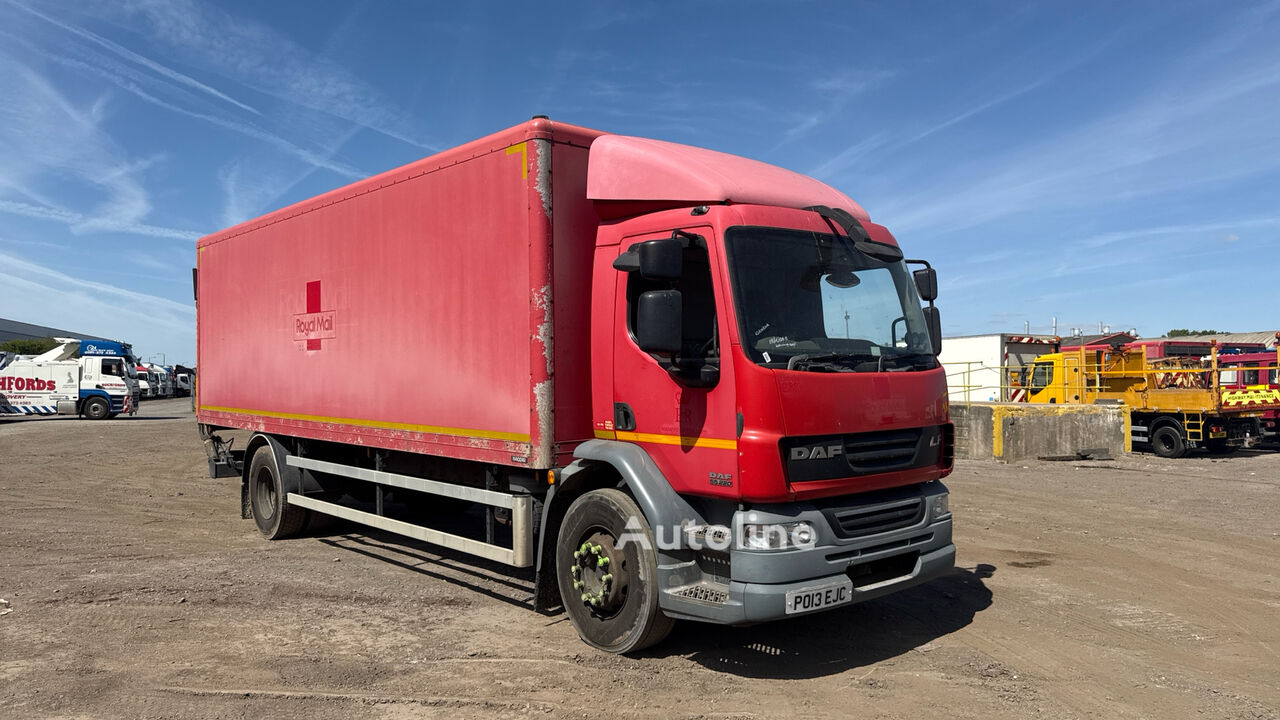 Prodaje se DAF LF 55.220 kamion furgon na aukciji