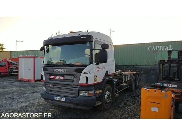 Prodaje se Scania PR340-380 rol kiper sa kukom na aukciji