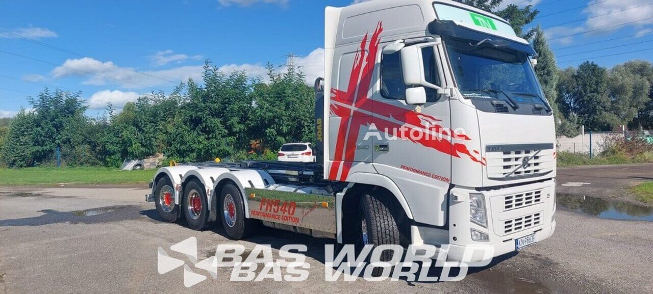 Prodaje se Volvo FH 540 rol kiper sa kukom na aukciji