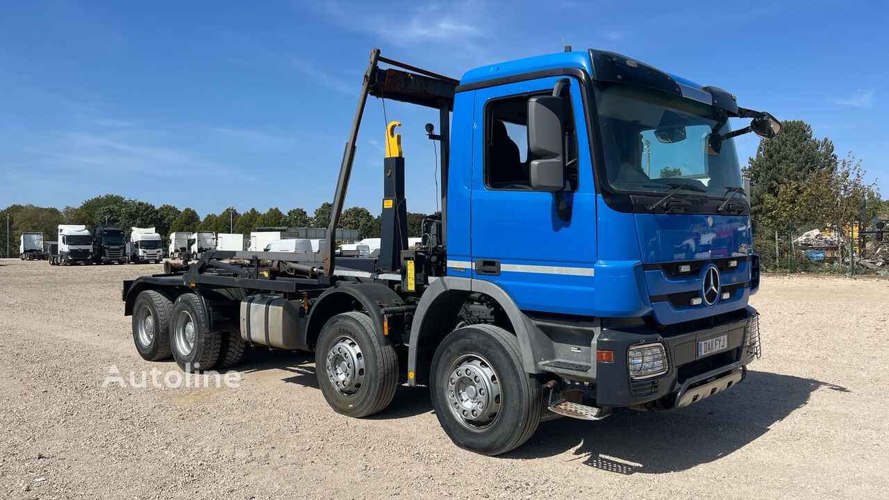 Prodaje se Mercedes-Benz ACTROS 3236 rol kiper sa kukom na aukciji