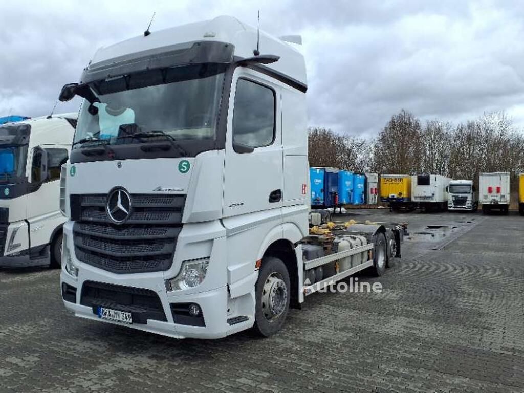 Mercedes-Benz Vehicle Rigid 6x2-2 BDF 7,45/7,82 1020-1320 mechanic vozilo za prevoz kontejnera
(645789)