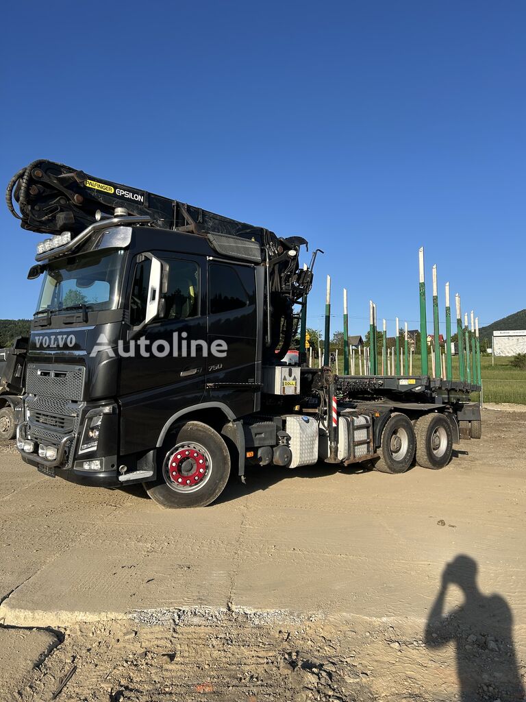 Volvo FH 750 kamion za prevoz drva