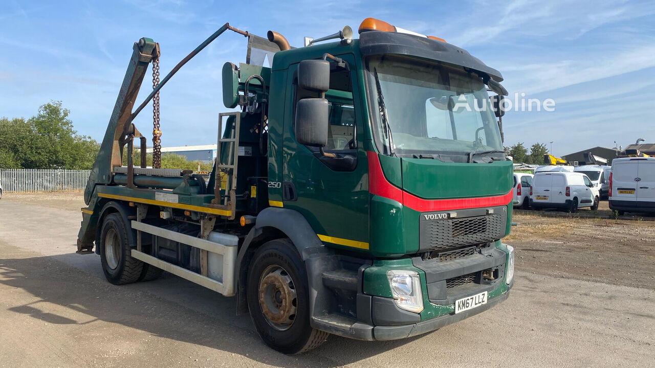 Prodaje se Volvo FL 250 kamion podizač kontejnera na aukciji