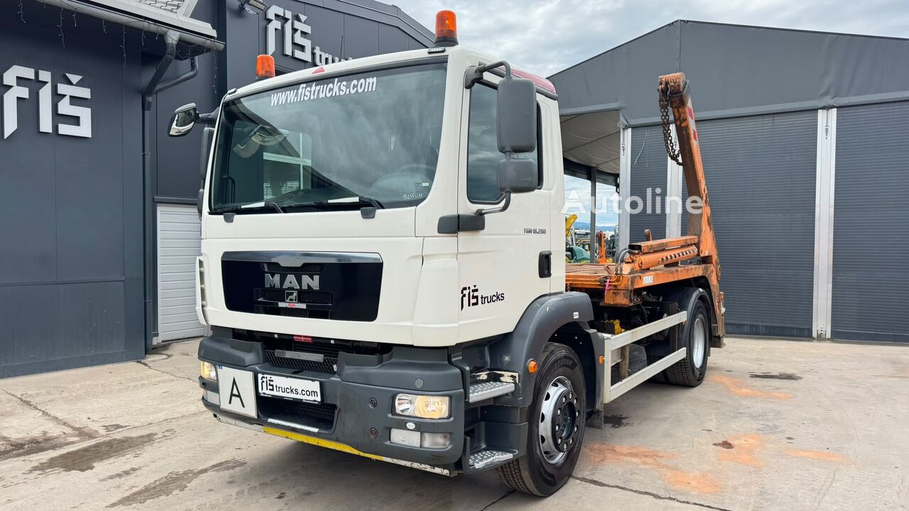 MAN TGM 18.280 kamion autopodizač kontejnera