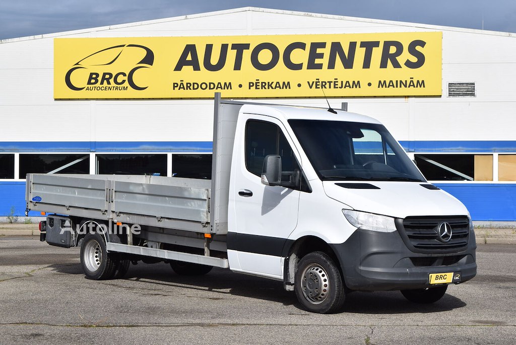 Mercedes-Benz Sprinter kamion s ravnom platformom < 3.5t
