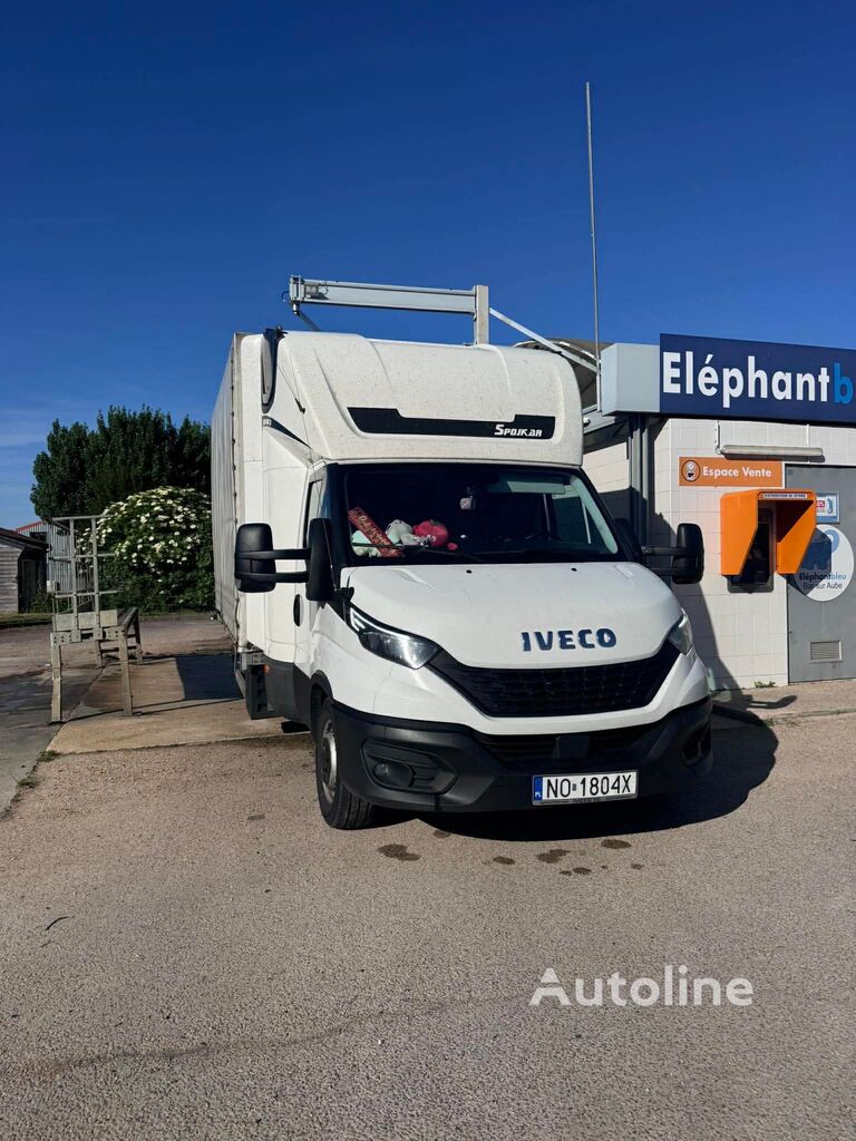 IVECO Daily 35S kamion s zavesom < 3.5t