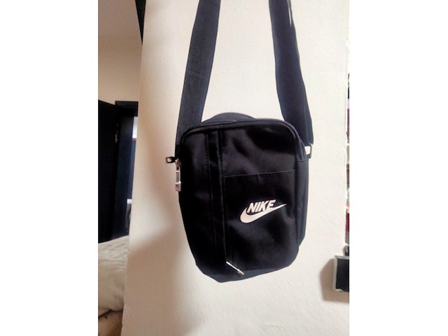 Nike Torbica