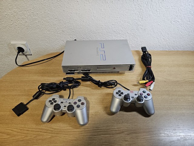 Sony PlayStation 2 PS2 SLIM Konzola SCPH-50004 PAL komp