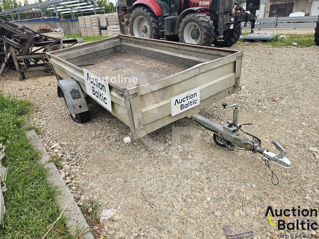 Prodaje se Tauras B 704S prikolicu za građevinske strojeve na aukciji