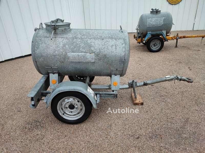 YSM 500 LITRES A EAU prikolica cisterna za vodu