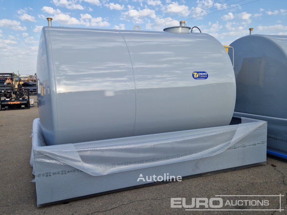 Prodaje se Demo Tanks 9000 Litre rezervoar za skladistenje goriva na aukciji