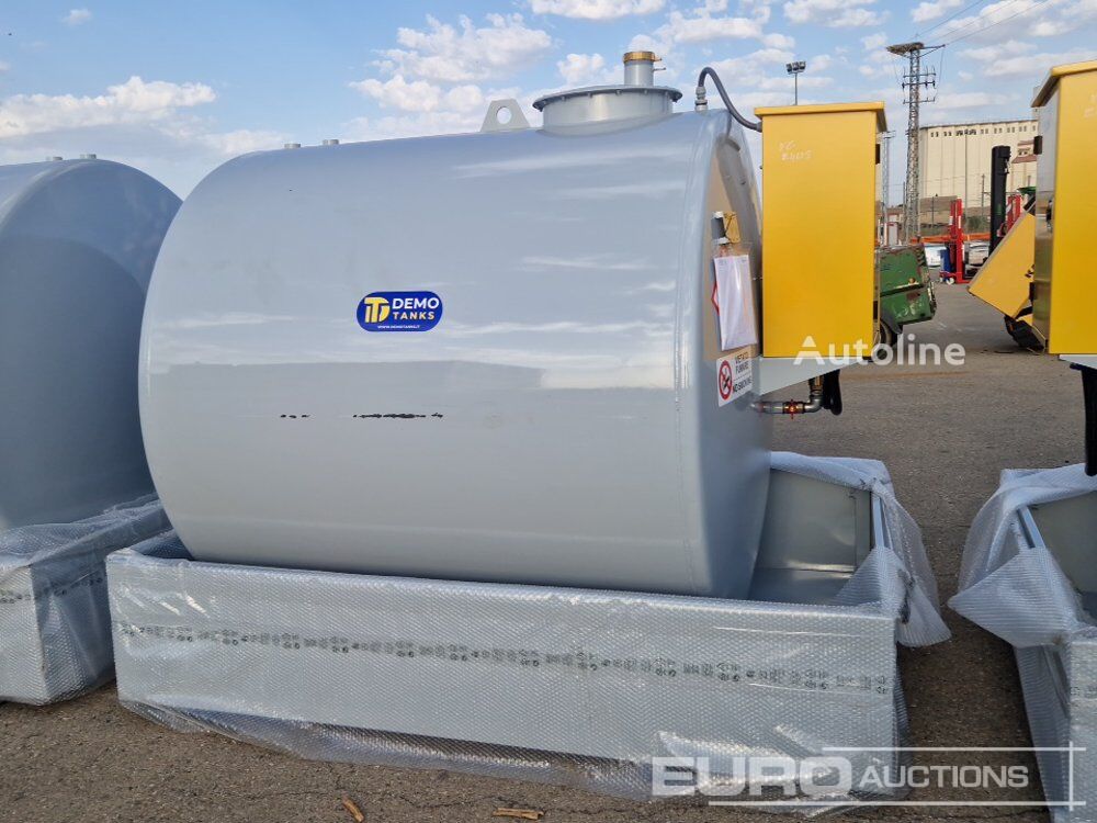 Prodaje se Demo Tanks 3000 Litres rezervoar za skladistenje goriva na aukciji