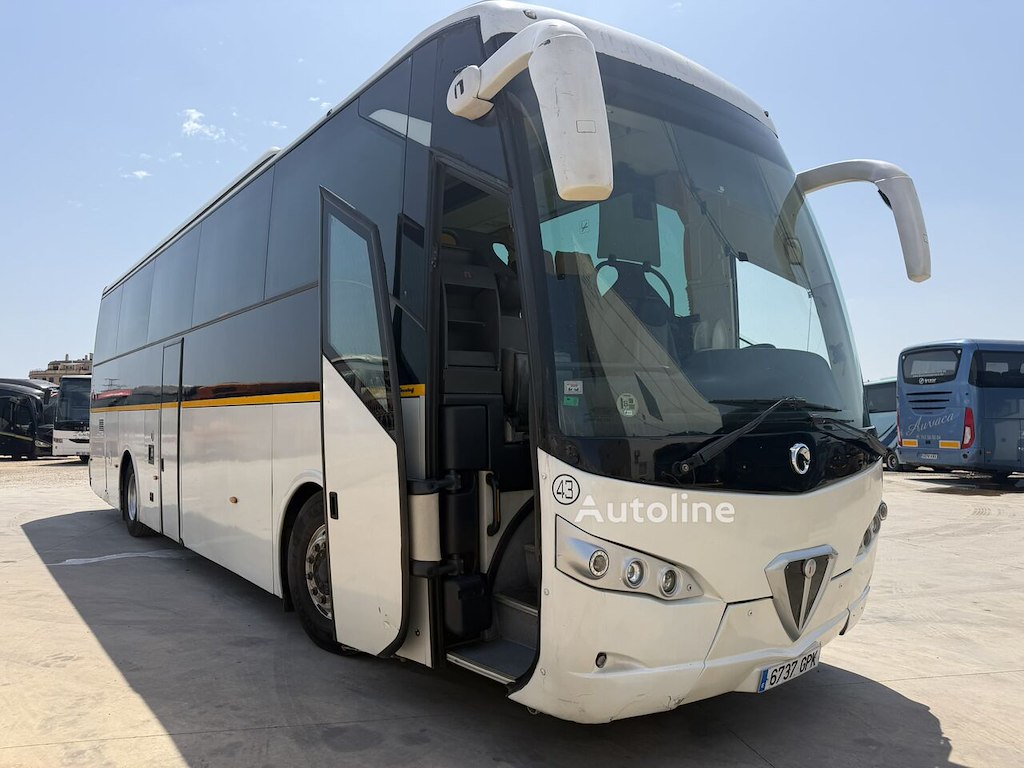 IVECO TOURING HDH C 38 NOGE turistički autobus