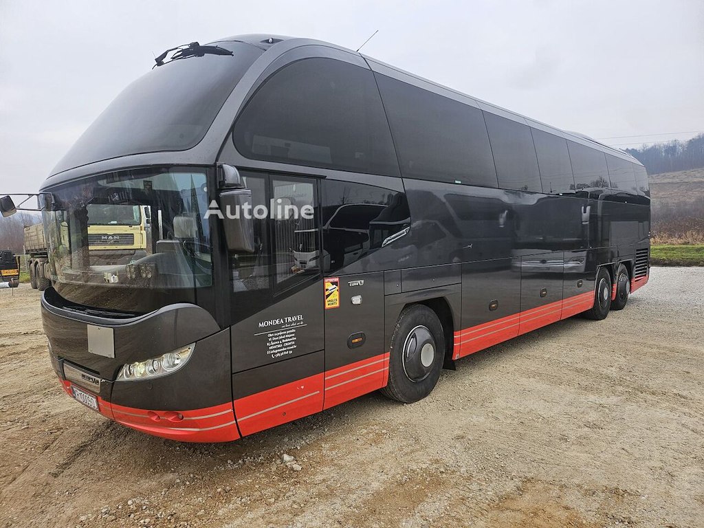 Neoplan Cityliner N1217 turistički autobus