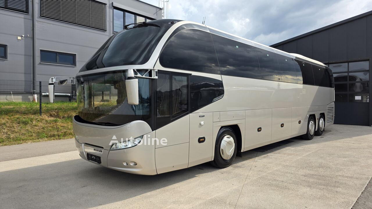 Neoplan Cityliner C P15 SHD turistički autobus