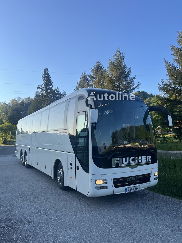 MAN R09 turistički autobus