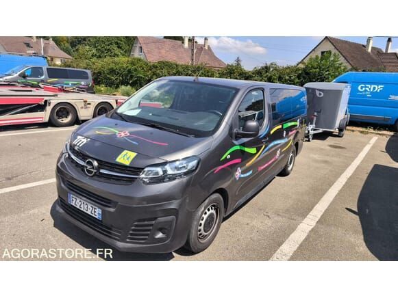 Prodaje se Opel ZAFIRA putnički minibus na aukciji