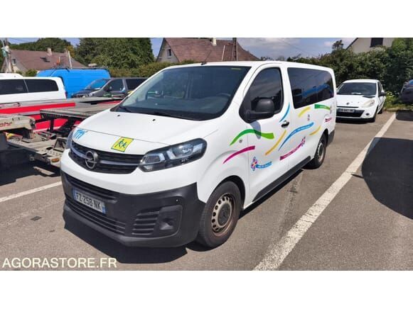 Prodaje se Opel ZAFIRA putnički minibus na aukciji