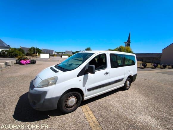 Prodaje se Peugeot EXPERT putnički minibus na aukciji