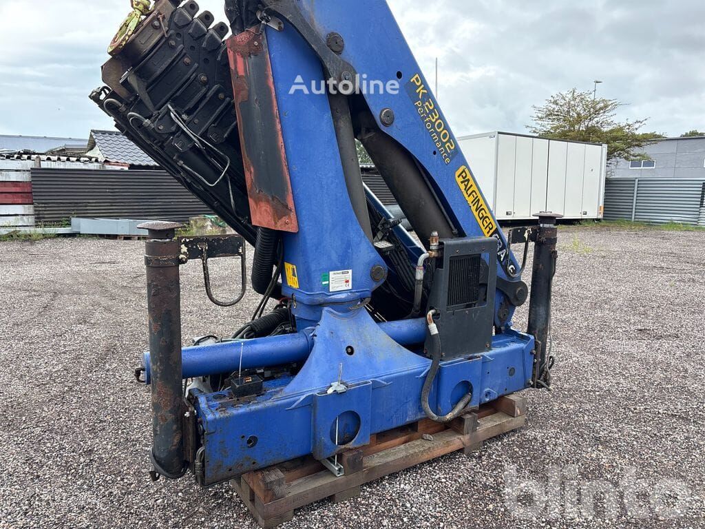 Prodaje se Palfinger PK23002 autodizalicu s kranom na aukciji