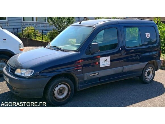 Prodaje se Citroen Berlingo laki furgon na aukciji