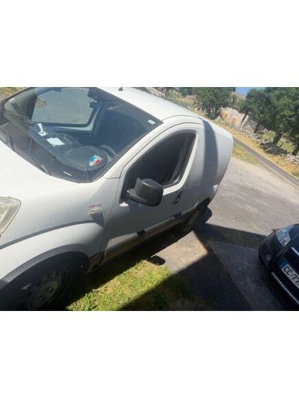 Prodaje se Citroen NEMO laki furgon na aukciji