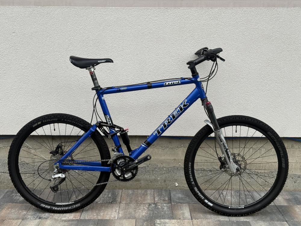 TREK Fuel80 full suspension 26