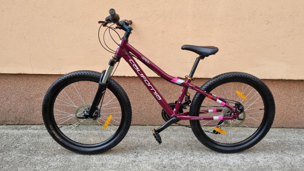CALIFORNIA U.S.A 24"DISKOVI,Alu,21 BRZINA,kao nov-