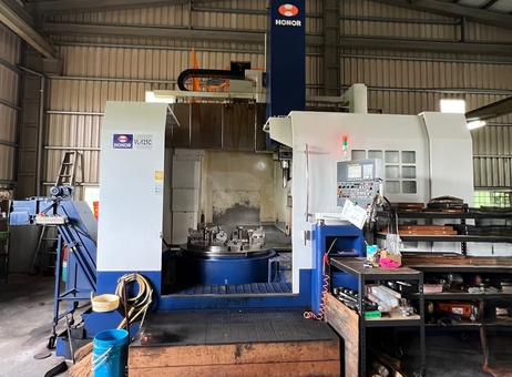 HONOR SEIKI VL-125C CNC VERTIKALNA TOČIONICA