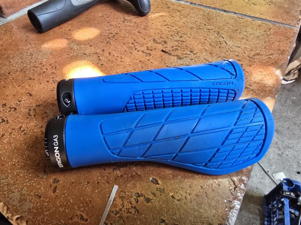 Ergon ga3 blue
