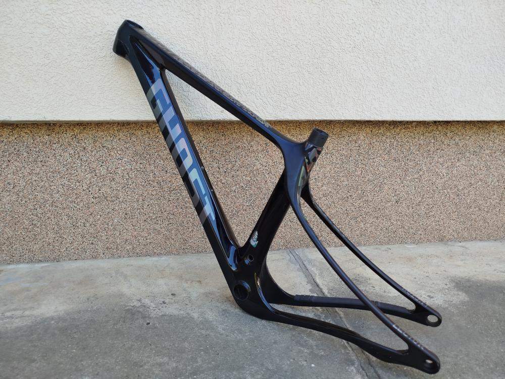 Ghost Lector carbon