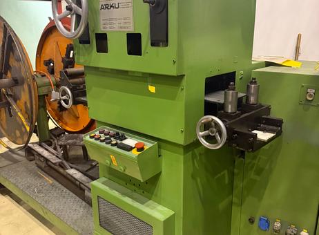 Kompletna jedinica za odmotavanje Type: RM 3020.4Manufacturer: ARKUGroup: Coil straightener / decoilerSubgroup: Coil straightener RM 3020.4
