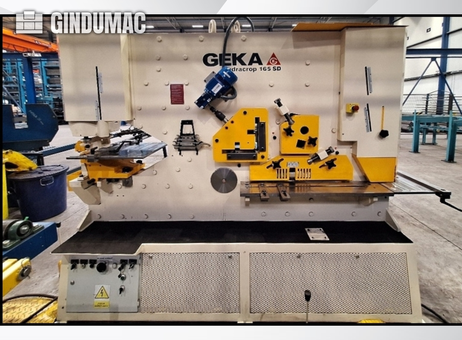 CNC hidraulična obradna mašina za gvožđe sa dva cilindra GEKA HYDRACROP 165/300 SD