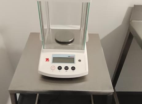 Laboratorijska oprema Ohaus PR224