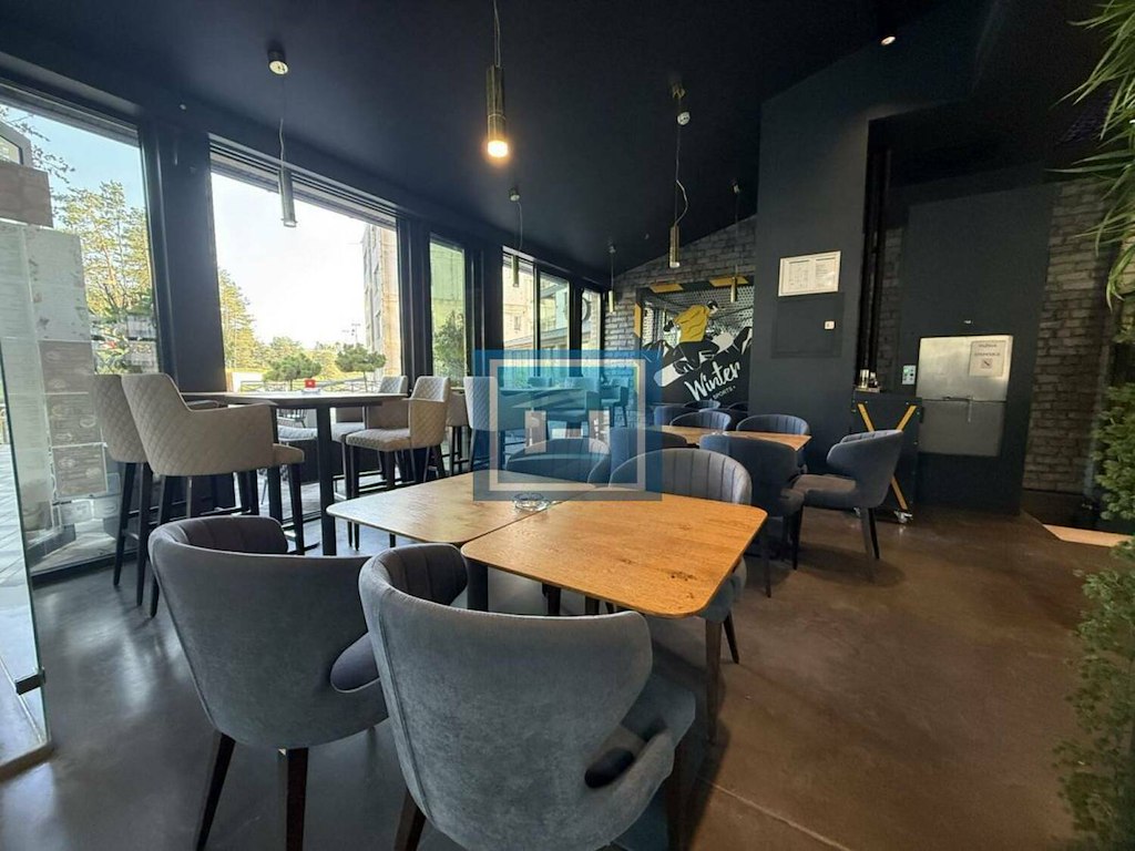 Poslovni prostor / Lokal, Zlatibor | Prodaja · 282m² · 1.199.000€