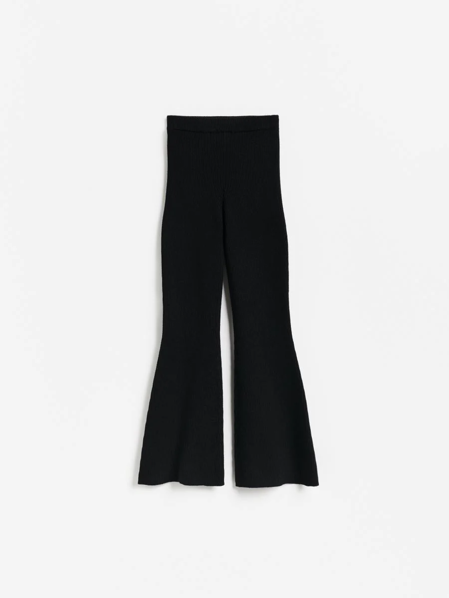 Flare pantalone od mešavine viskoze