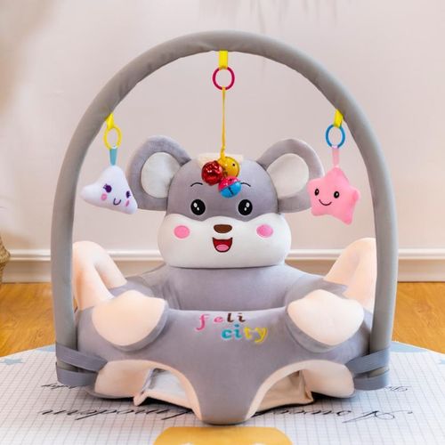 Bebi sofa miš sa igračkama