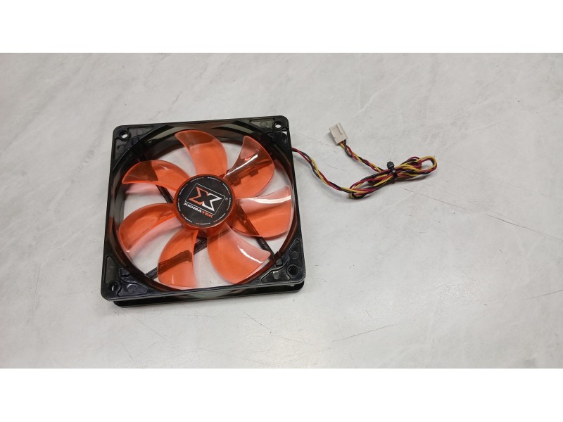 ventilator 12cm ispravan xigmatek