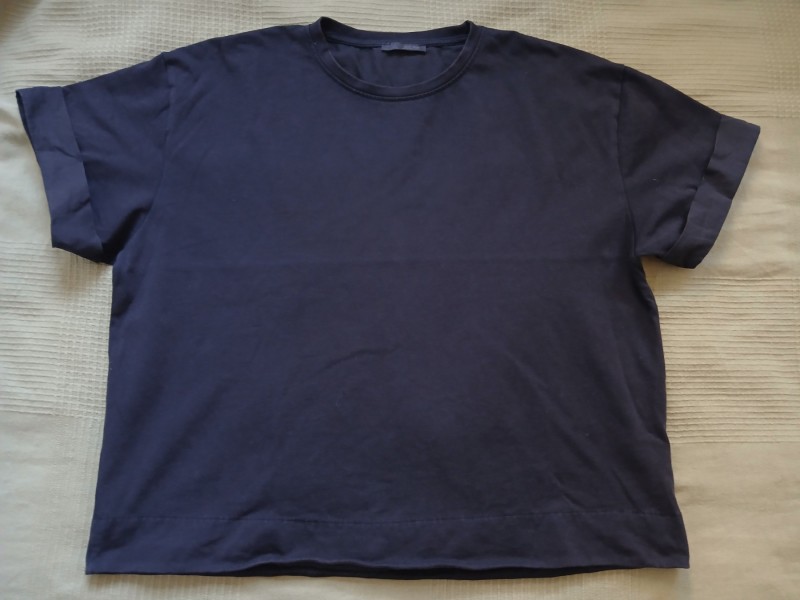 Zara crna pamucna majica siri model, L-XL