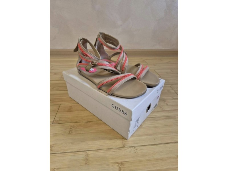 RASPRODAJA GUESS kozne sandale