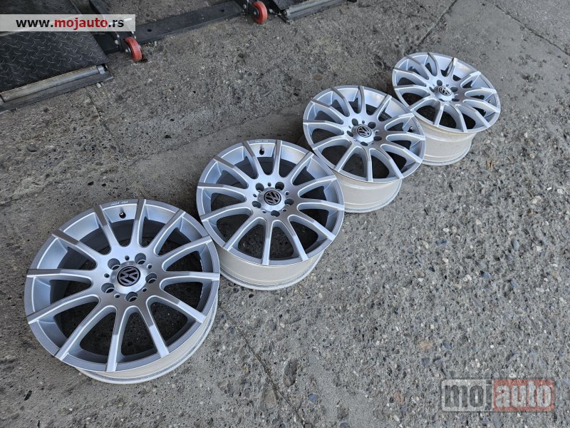 AluFelne 17Coli 5x112 Volkswagen Audi Skoda Mercedes kao nove