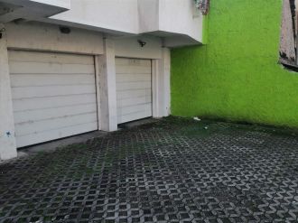 15m² 60.000€
Beograd, Stari grad, Bajlonova pijaca, Venizelosova