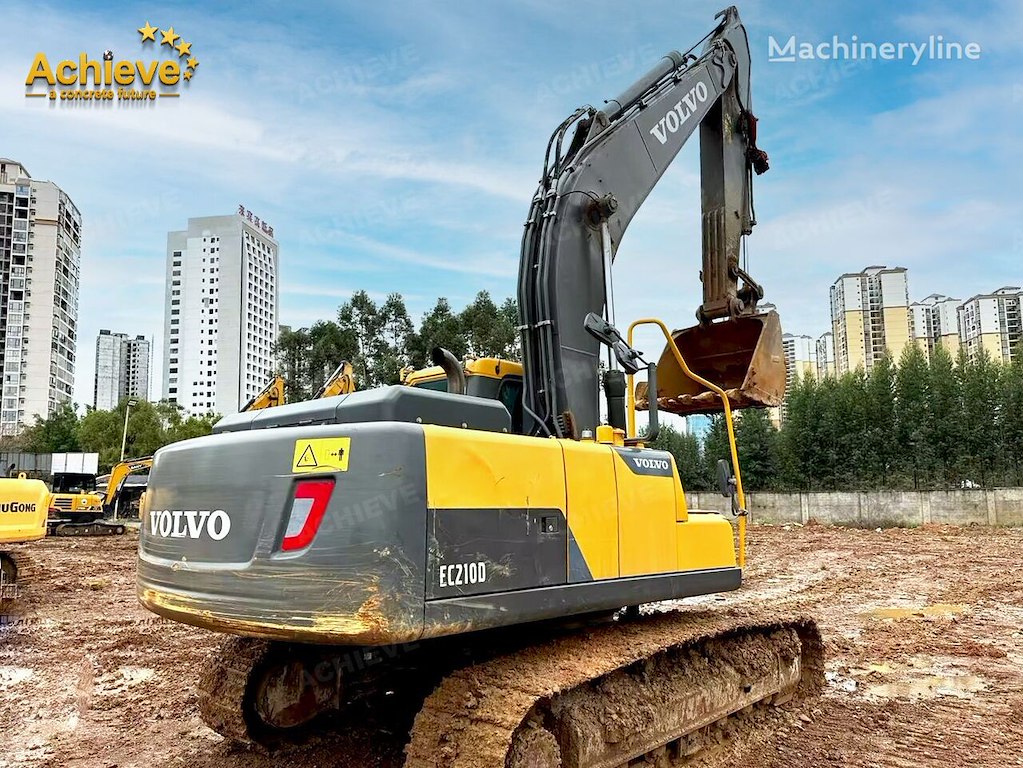 Volvo EC200E bager guseničar