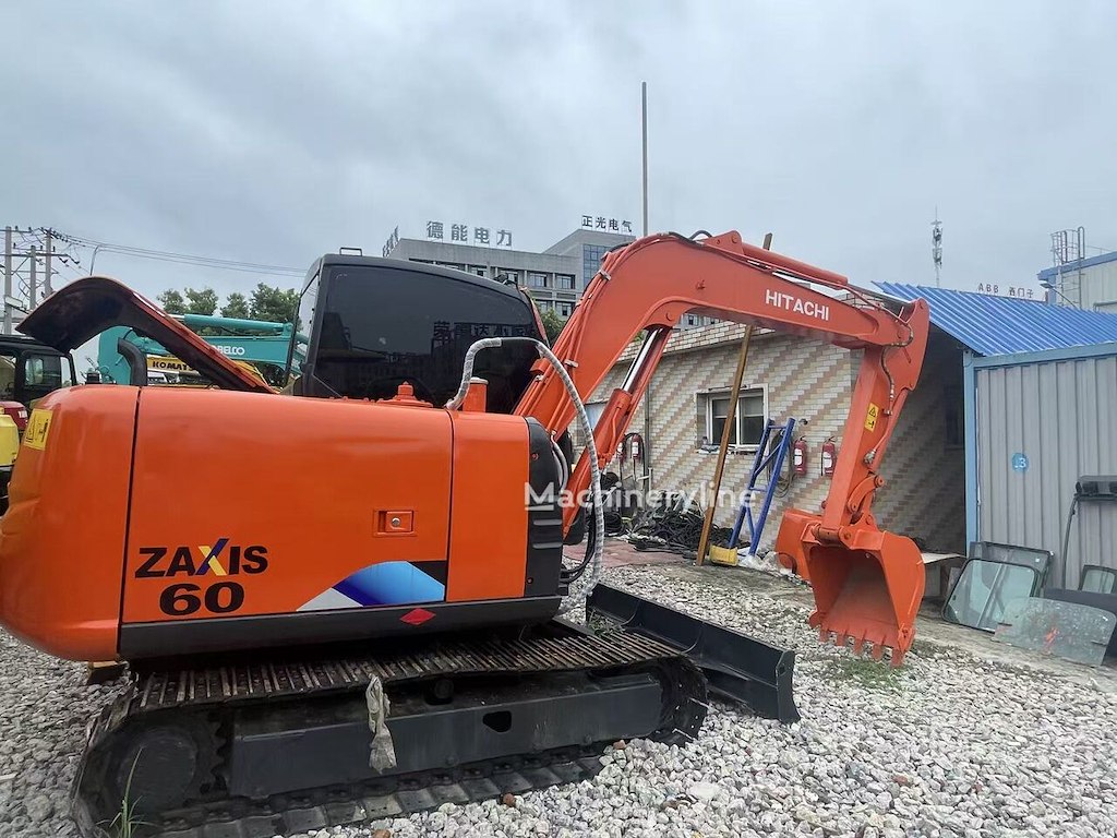 Hitachi ZX60 midi bager