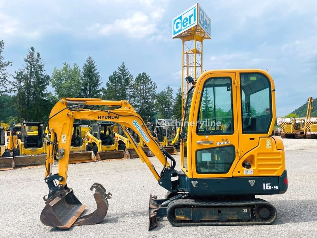 Hyundai Robex 16-9 mini bager