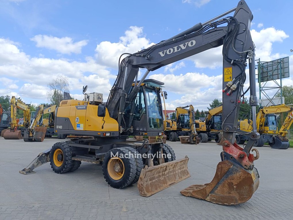Volvo EW 140 bager točkaš