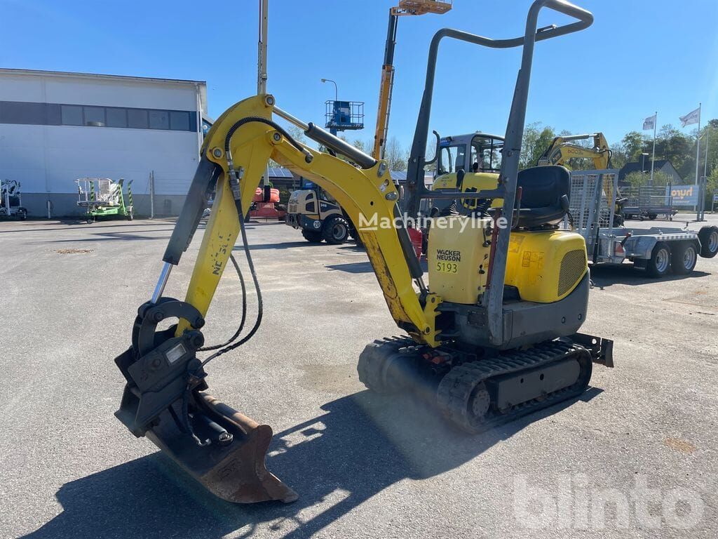 Prodaje se Wacker Neuson E08-01 mini bager na aukciji