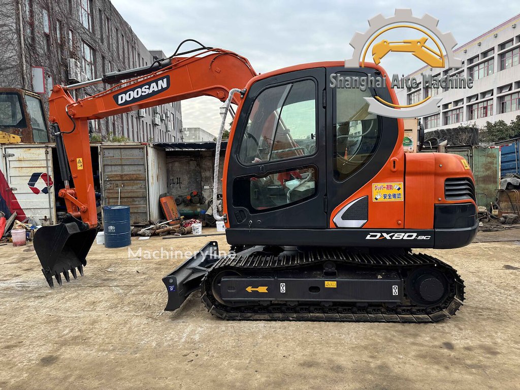 Doosan DX80 midi bager
