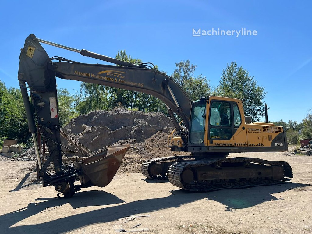 Prodaje se Volvo EC 240 BLC bager guseničar na aukciji